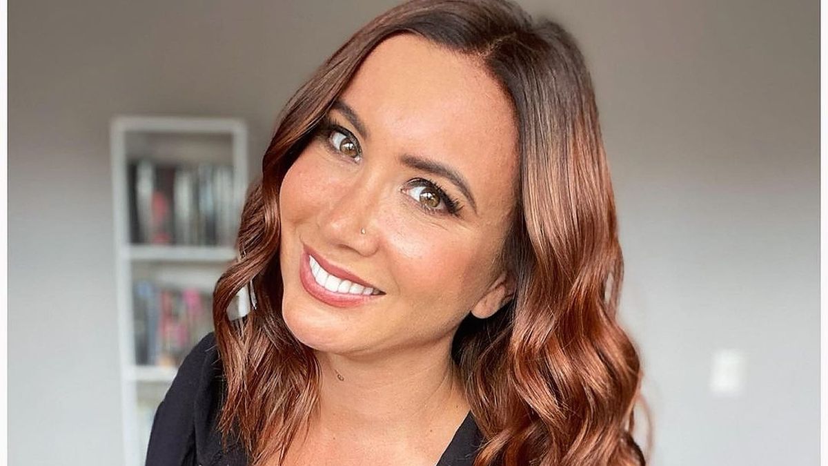 Mariazel enamoró a todos bailando en la piscina junto a su hija