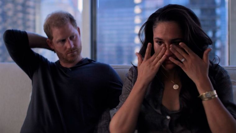 La familia real británica prepara su respuesta a la docuserie del príncipe Harry y Meghan Markle