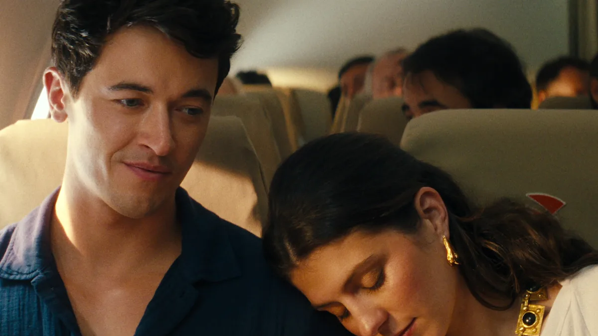 Netflix enloquece a los fans con el nuevo tráiler de Gente que conocemos en vacaciones, el ...